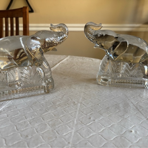 Fostoria | Accents | Vintage Crystal Elephant Bookends | Poshmark